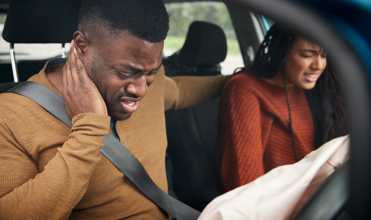 The Basics of a Whiplash Injury - Element Chiropractic
